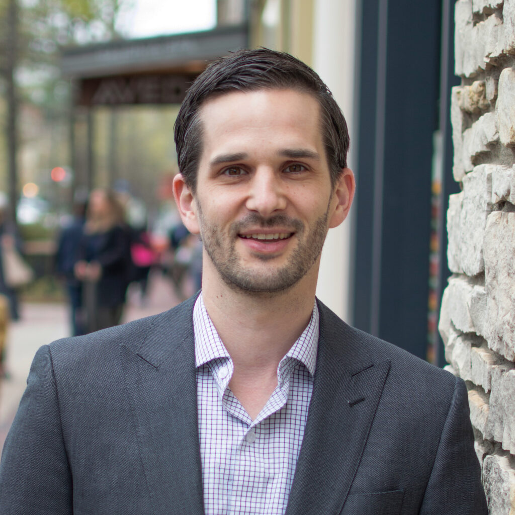 Avalon Dunn Loring | HR Retail